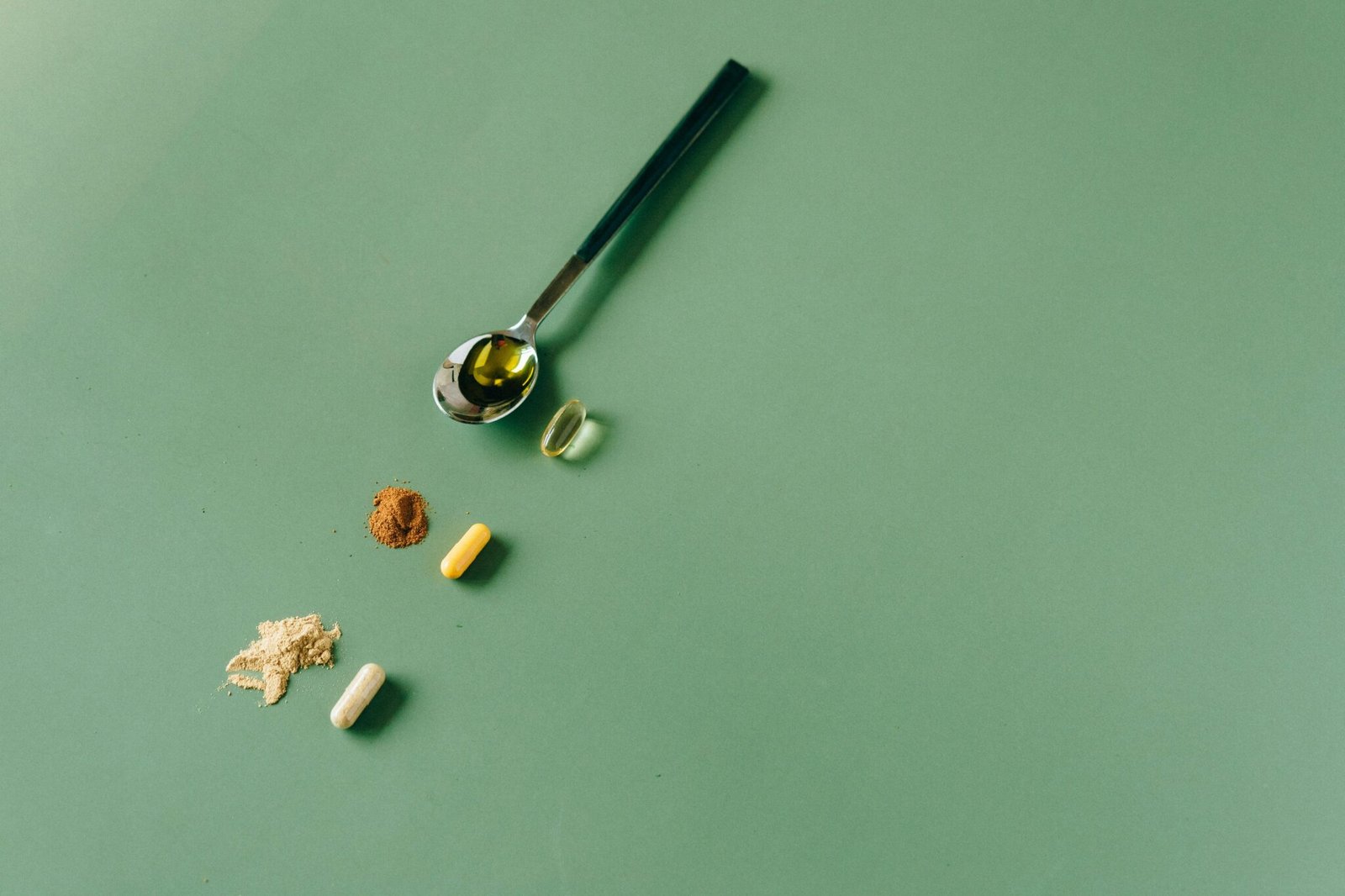 Supplements Comprehensive Guide | Essential Nutrients & How They ...